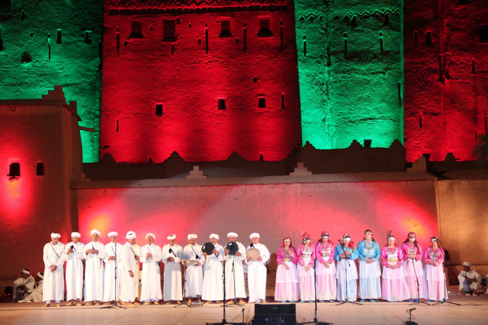 700 Artists to Perform at the Ahouach Festival In Ouarzazate - Maroc ...