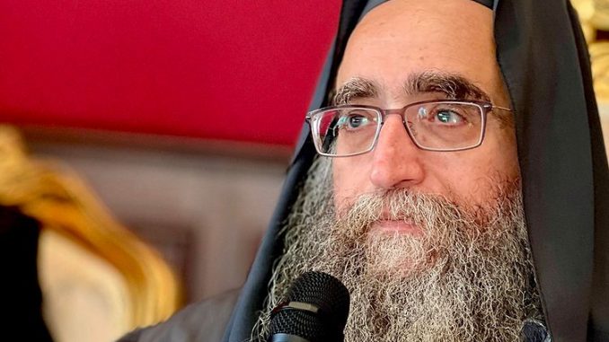 Le rabbin Pinto est à Paris pour donner une leçon de religion - Maroc ...